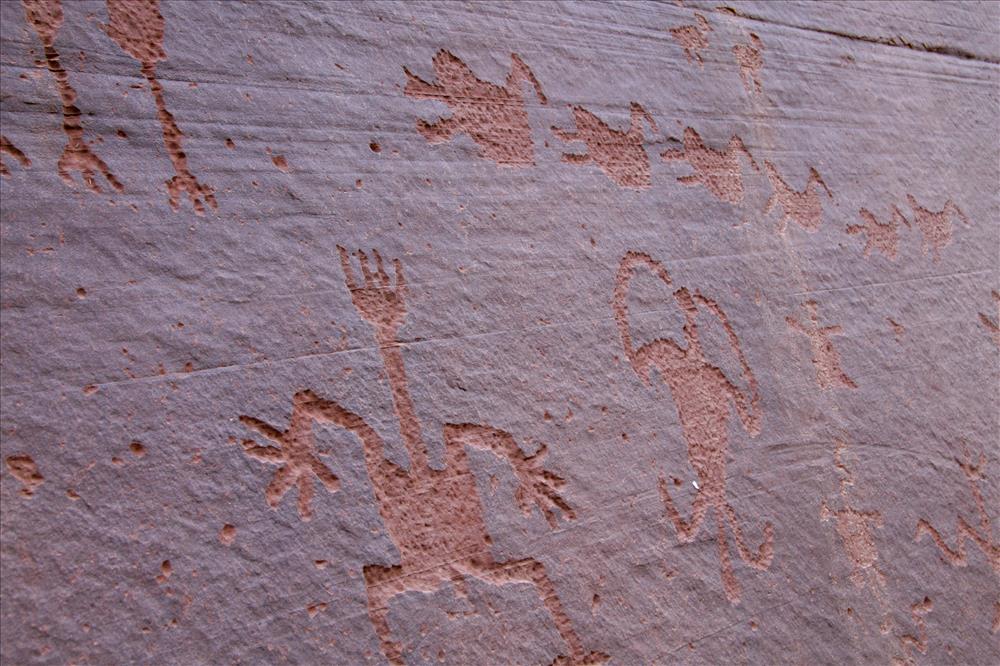 Pictographs & Petroglyphs: Mysterious symbols of human history ...