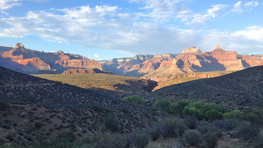 Bright Angel Trail Day Hike Tour | Wildland Trekking