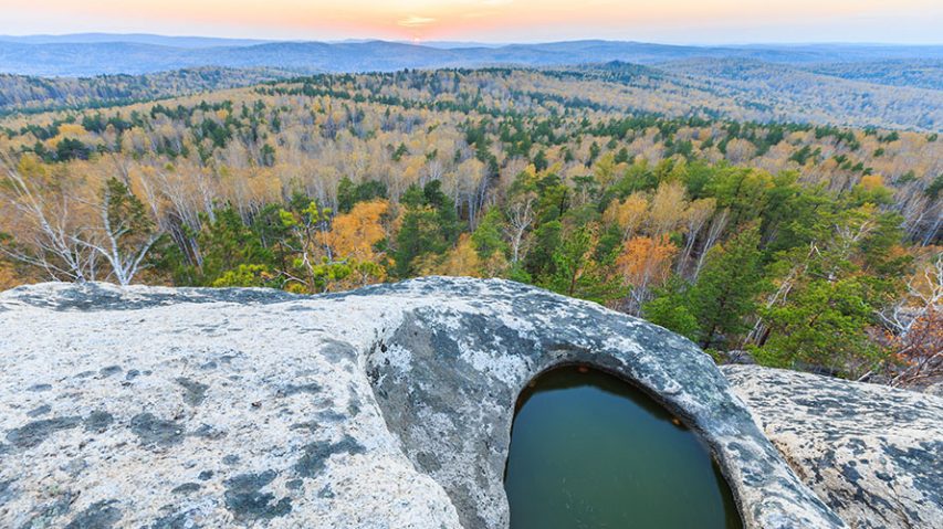 Looking Glass Rock Day Hike Tour | Wildland Trekking