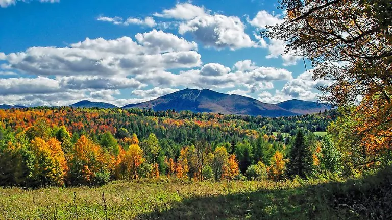 Vermont Fall Colors Hiking Tour | Vermont Hiking Vacation