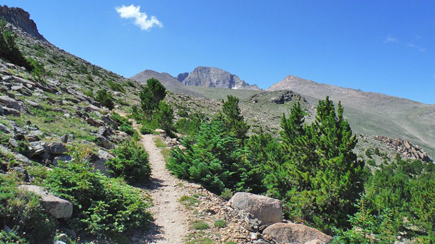 Longs Peak Guided Hike - Longs Peak Day Hike | Wildland Trekking