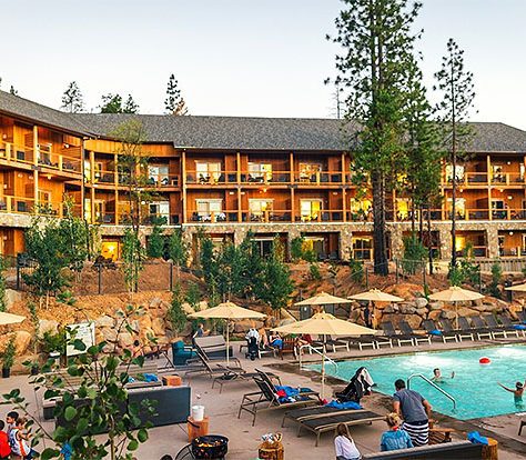 Best of Yosemite Inn-based Hiking Tour - Wildland Trekking