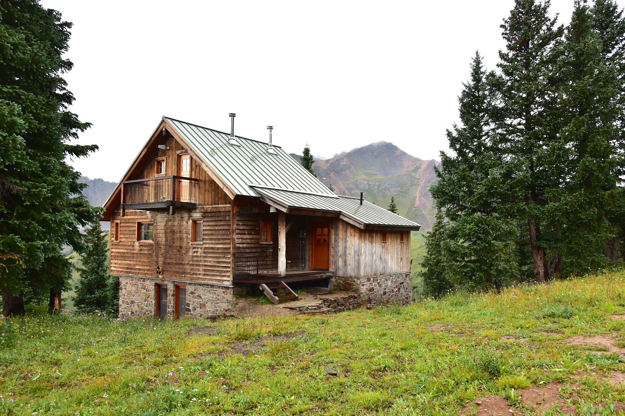 The Best Backcountry Huts in the U.S. - Wildland Trekking