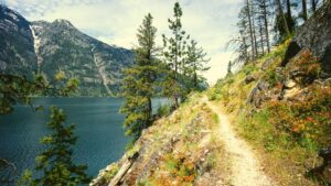 The Ultimate Guide to Lake Chelan - Wildland Trekking