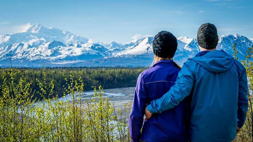 Heart of Alaska Inn-based Hiking Tour | Wildland Trekking