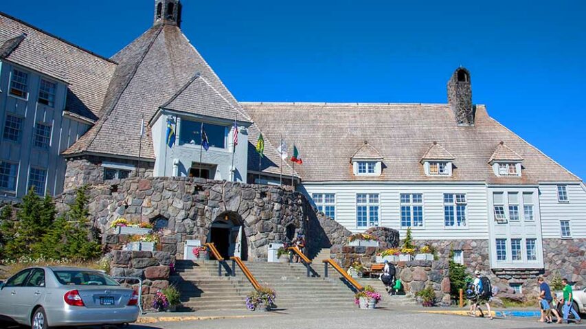 Mount Hood Hotel-based Hiking & Rafting Tour | Wildland Trekking