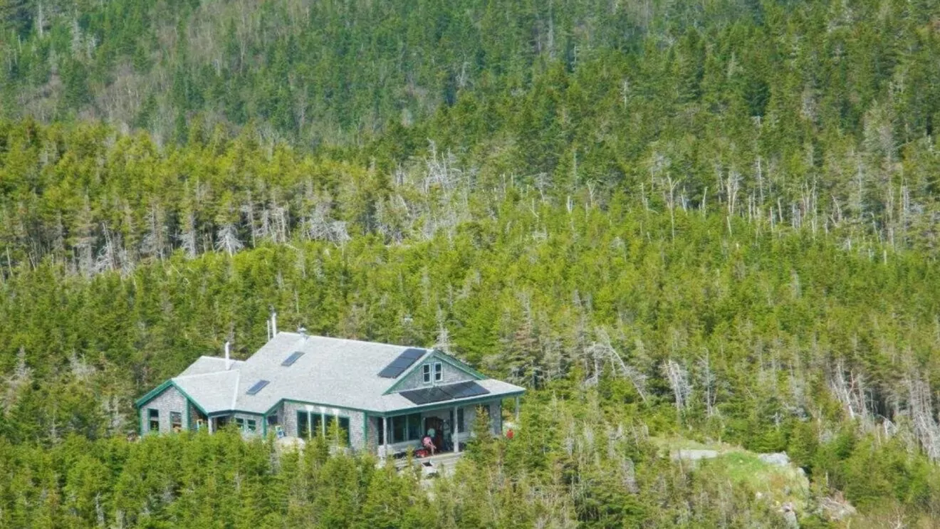All about New Hampshire's AMC Huts - Wildland Trekking